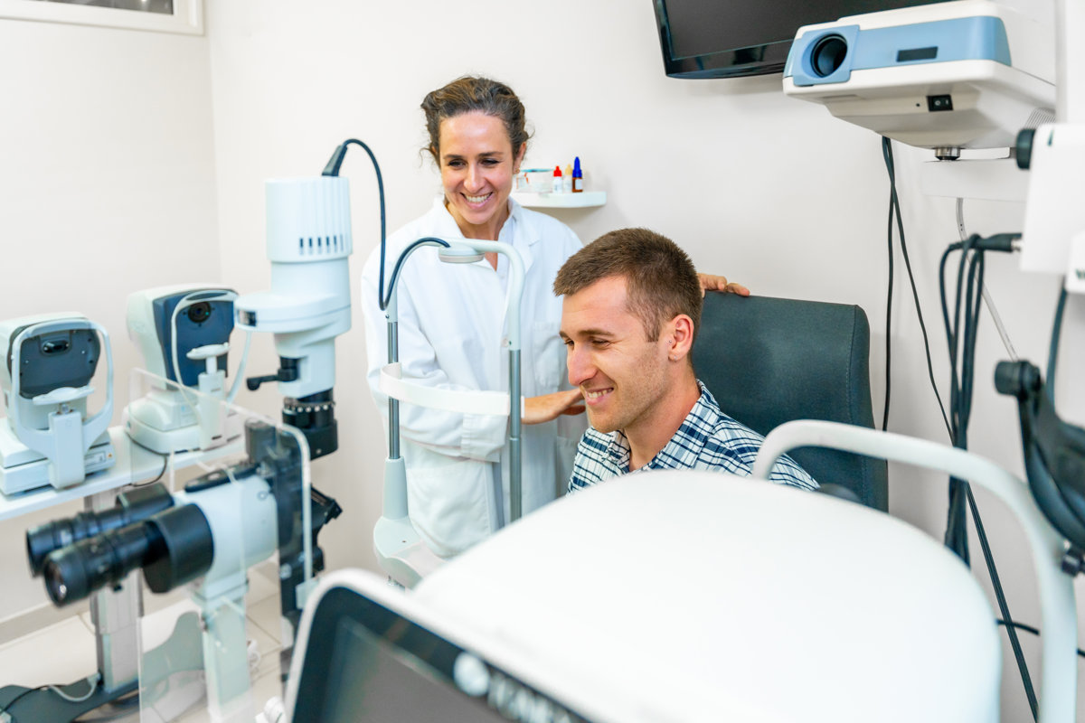 Laser eye surgery: distance & near vision correction | Southampton